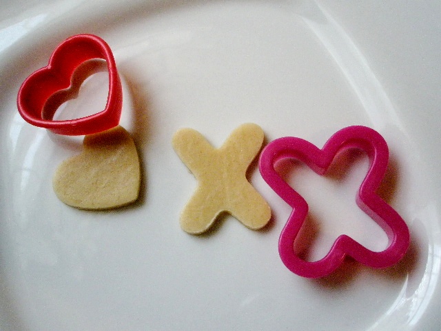 FunFavors Events: DIY: Scissors Cookies {Crafting at School Party}