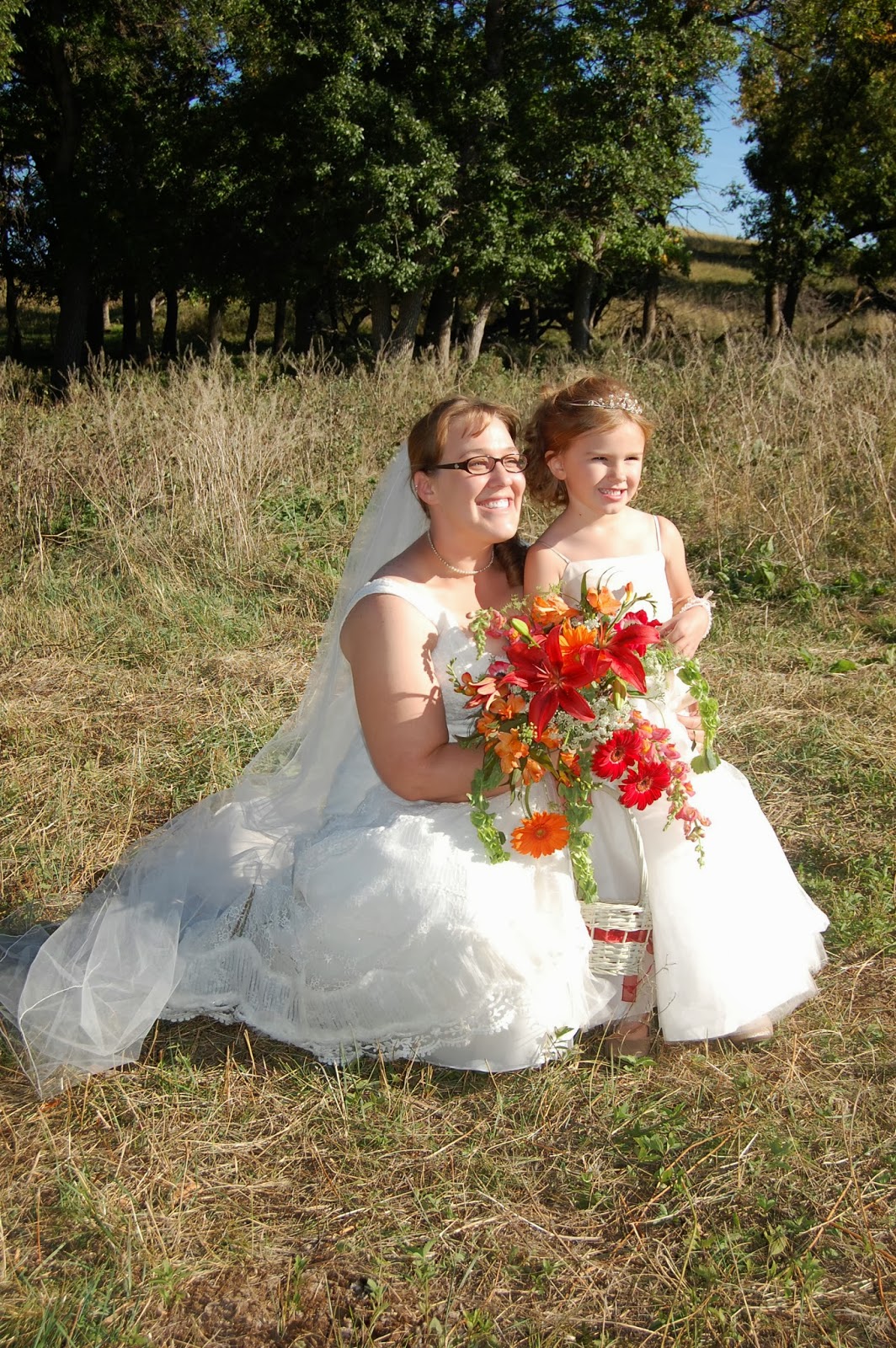 Nana Porcupine: Our first "COW PASTURE" wedding