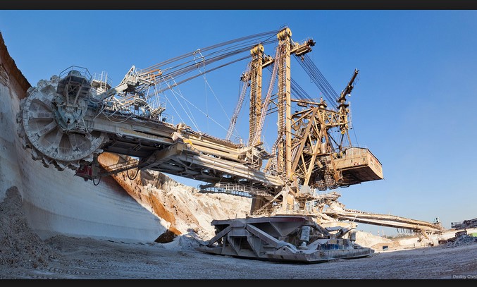 Perkembangan dan Teknologi Ekskavator | Informasi Alat Berat Indonesia