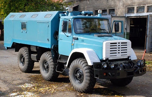 autos - photos: VOITURES DE RUSSIE --- AMO --- ( 1916 ) - 1924 - 1931 ...