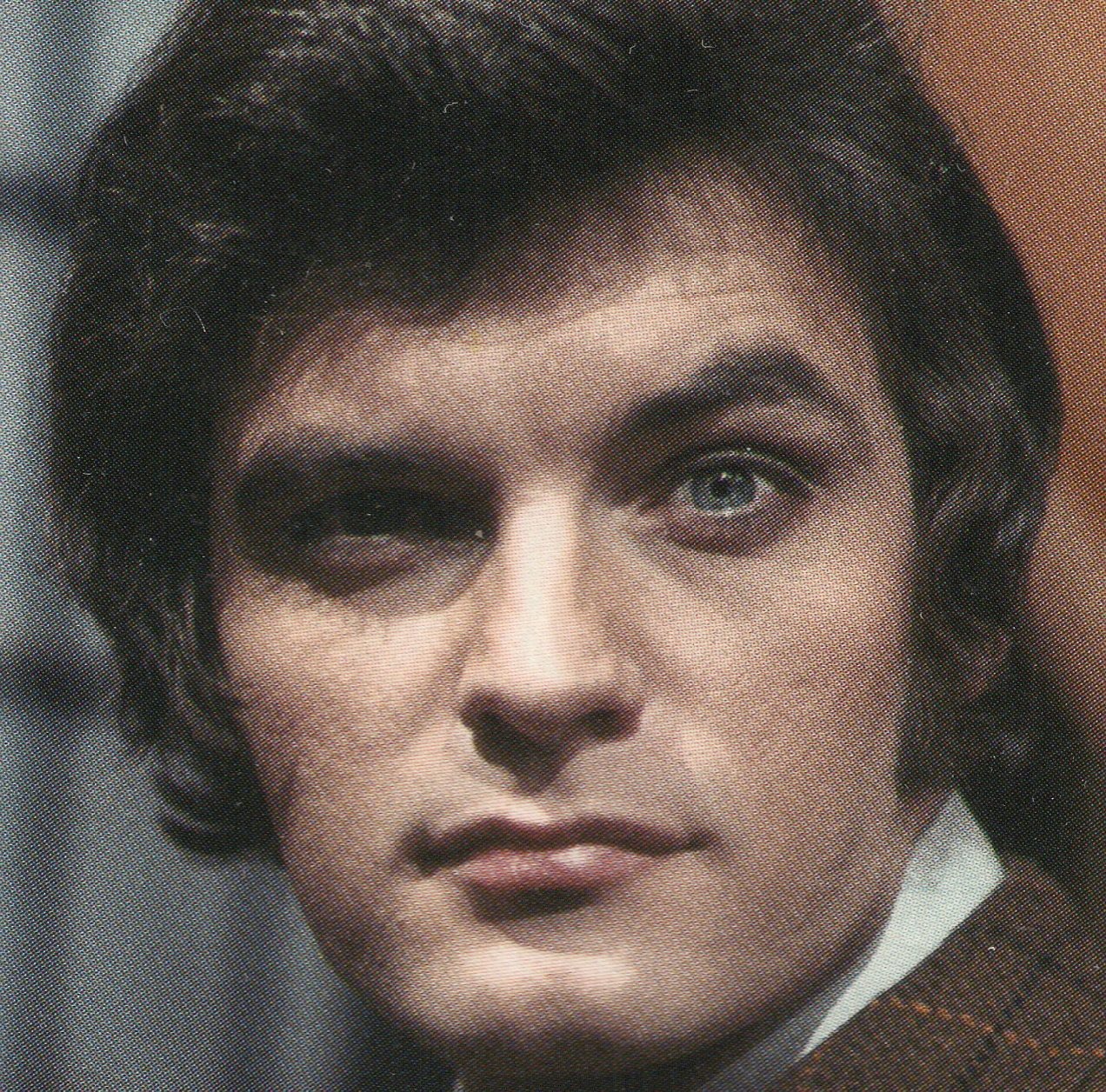 Shadows on the Wall: An Online Dark Shadows Fanzine: Quentin Collins