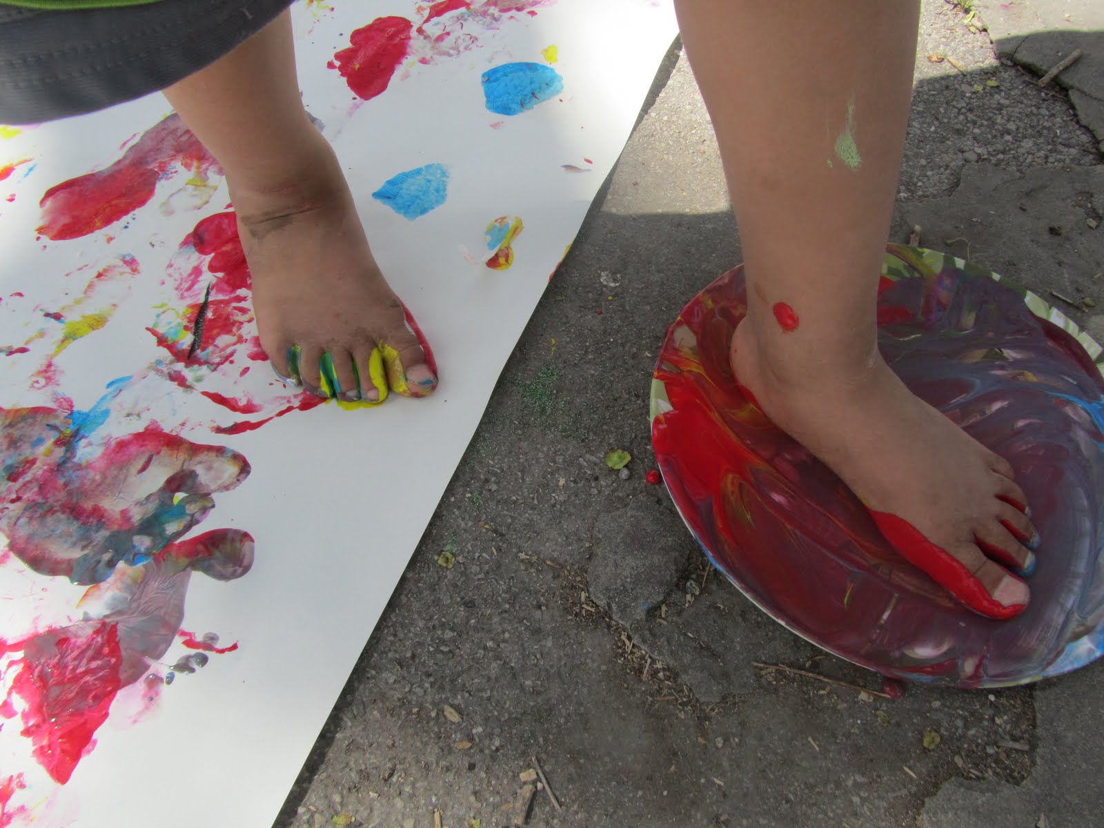 Juniper's Thimble: Foot Mural