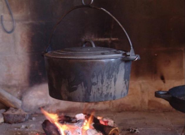 Consumos del Ayer: El fogón, cocina criolla por excelencia