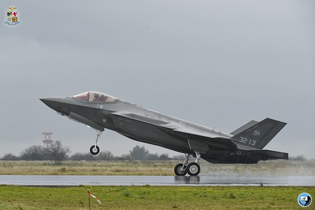 THE ITALIAN F-35A ARRIVES AT AMENDOLA AB - Blog Before Flight ...