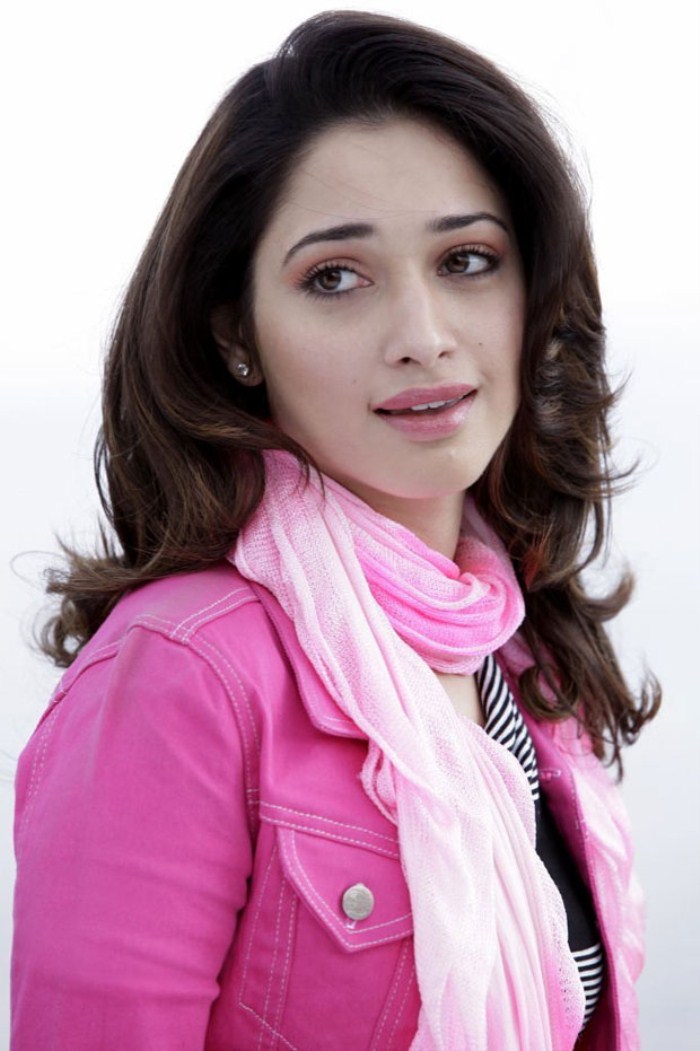 Tamanna New Stills From Racha Movie | movieskavala