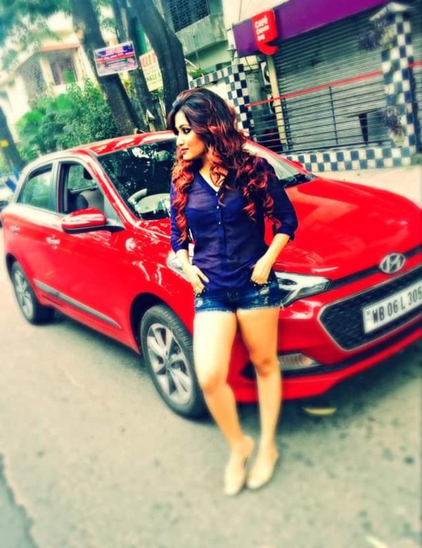 Sizzling sudipta banerjee