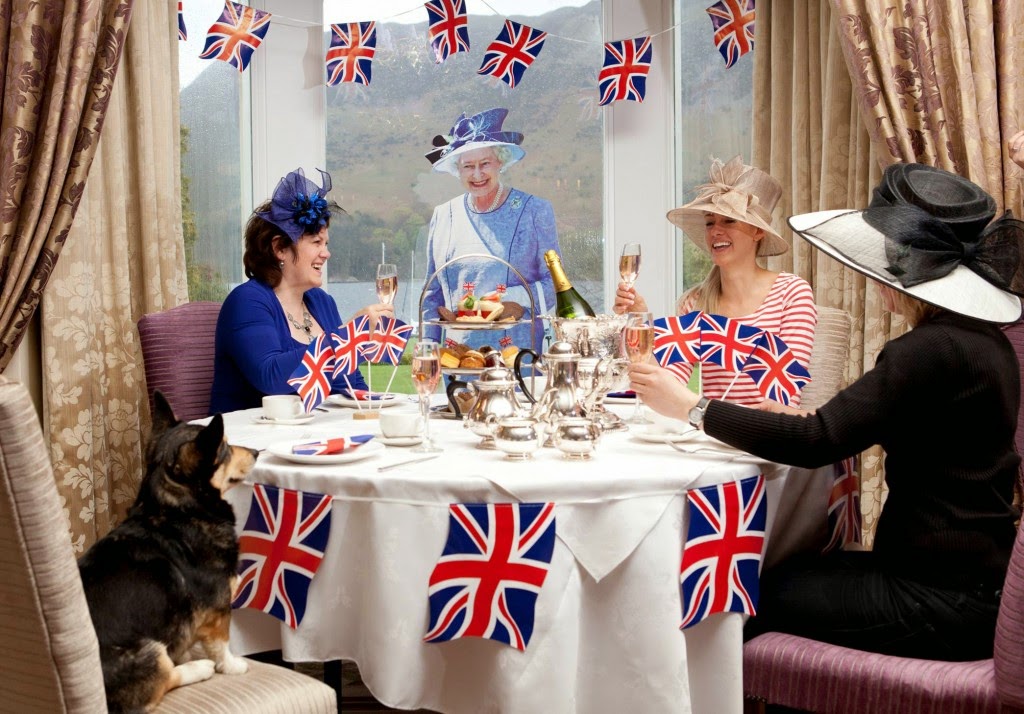 God Save My Goods: Afternoon Tea - Royal Family and Britons Tradition
