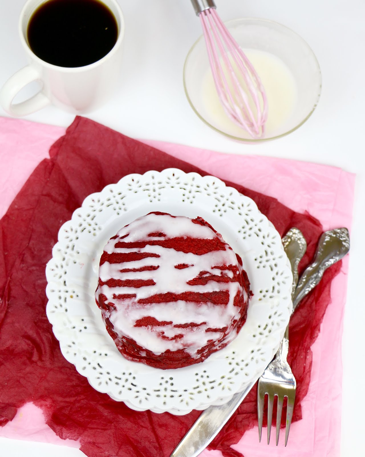 {VIDEO} Easy Red Velvet Pancakes with Cream Cheese Glaze - The Lindsay Ann