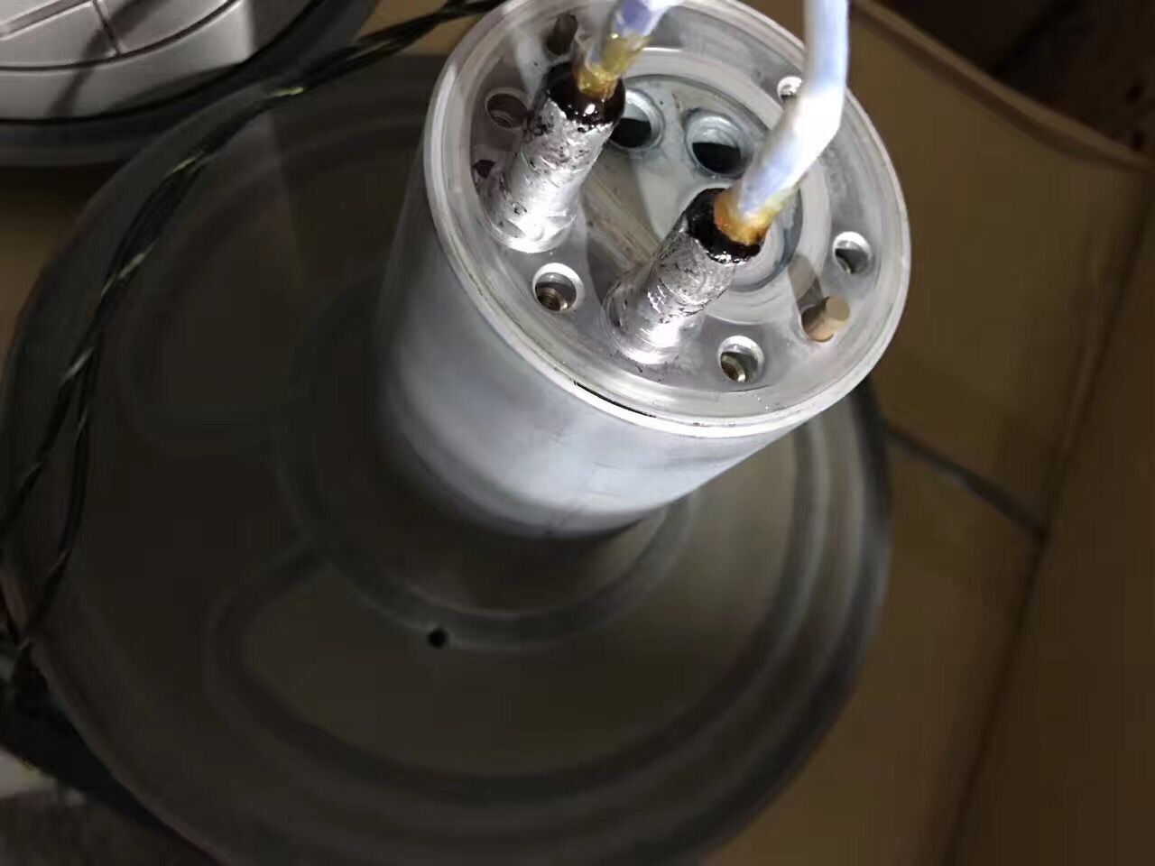 electrostatic chucks: 2015