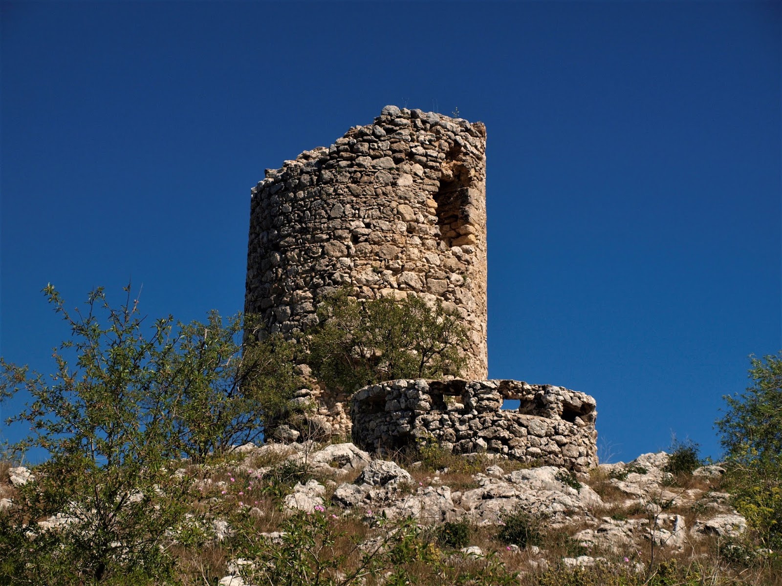 Caminando por Sierras y Calles de Andalucía: Tózar y entorno (Granada)