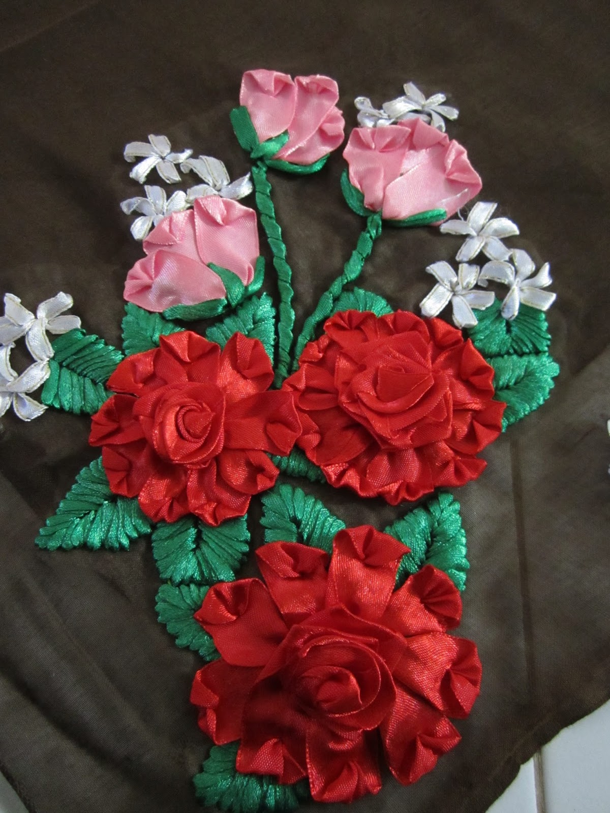 Writing of Luvy: Sulam Pita bunga mawar (design 1)