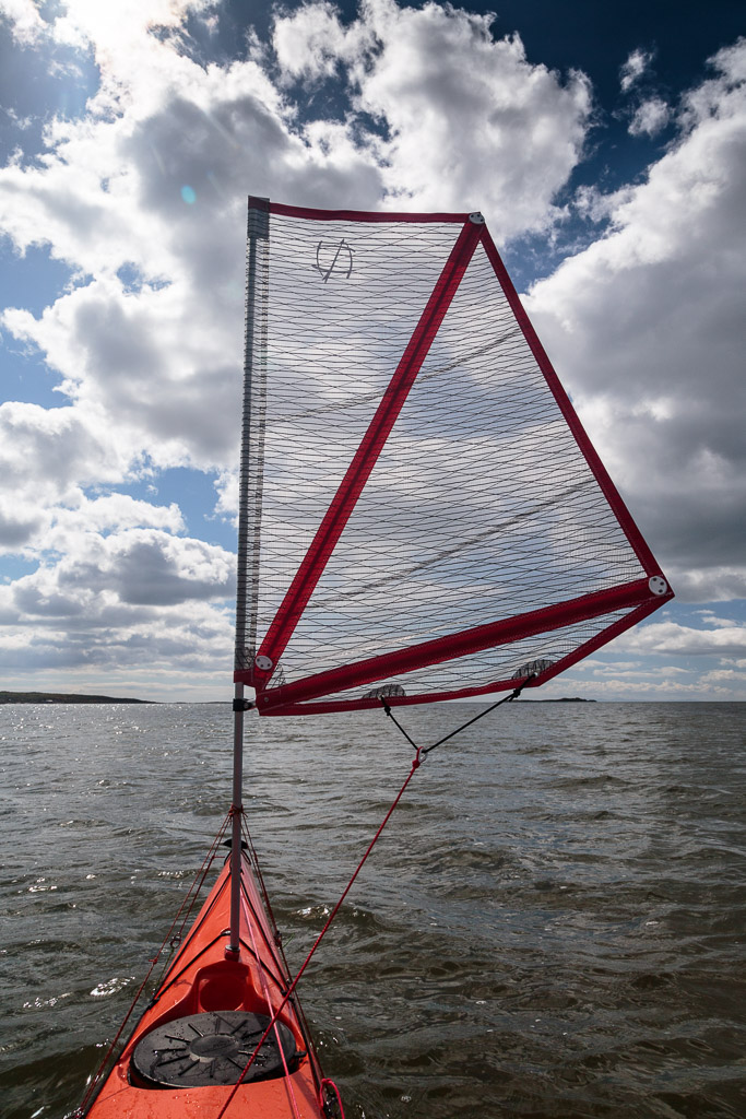 Sea kayaking with seakayakphoto.com: Flat Earth Kayak Sails Tradewind 0 ...