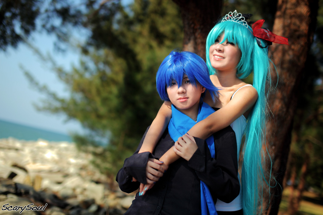 The Quest of The Photographer Wannabe: Kaito x Miku ~World is Mine ...