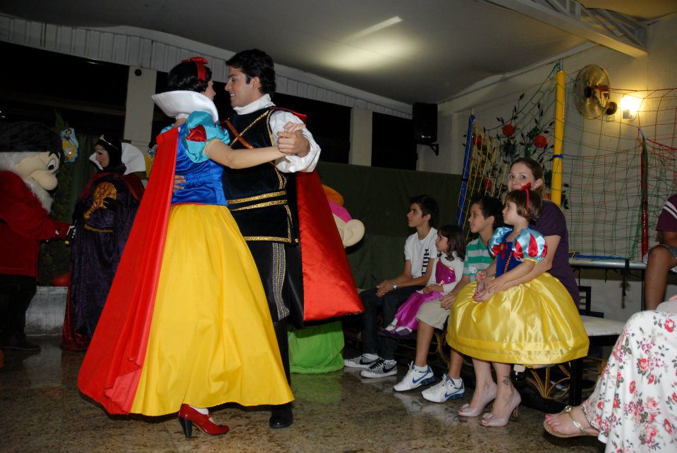 Silvia Vicentini - Ateliê de Festas