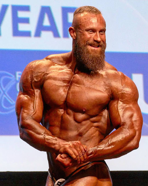 world bodybuilders pictures: united kingdom bodybuilder Josh Maley