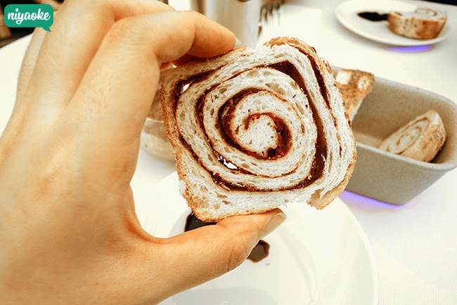 Travellers: CAFFÈ MILANO - Central, Grand Indonesia