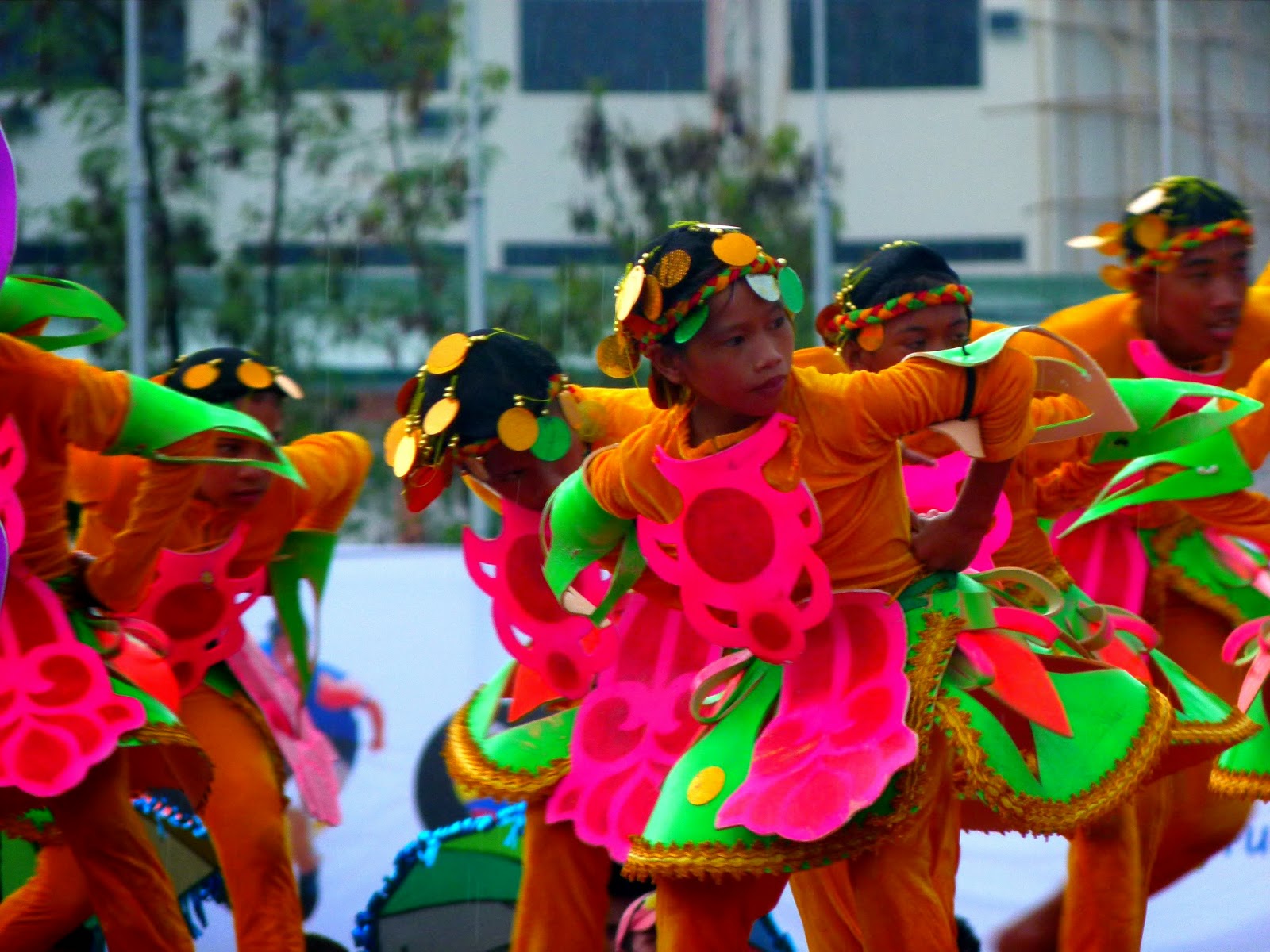 2014 PINTADOS-KASADYAAN FESTIVAL - Lakwatserong Tsinelas