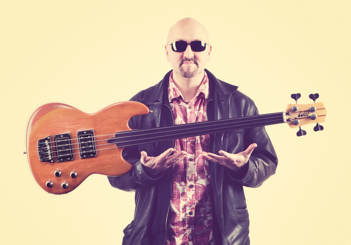 A HISTORY OF WAL BASSES: JG Bass Special Pt 2: A tale of two basses