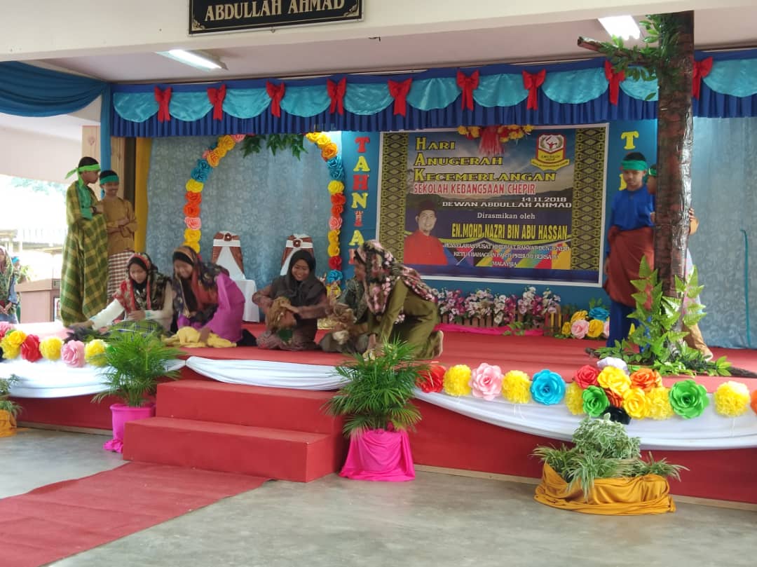 Puisidra Muzikal Lagenda Mahsuri - Duniaku Nasa2k