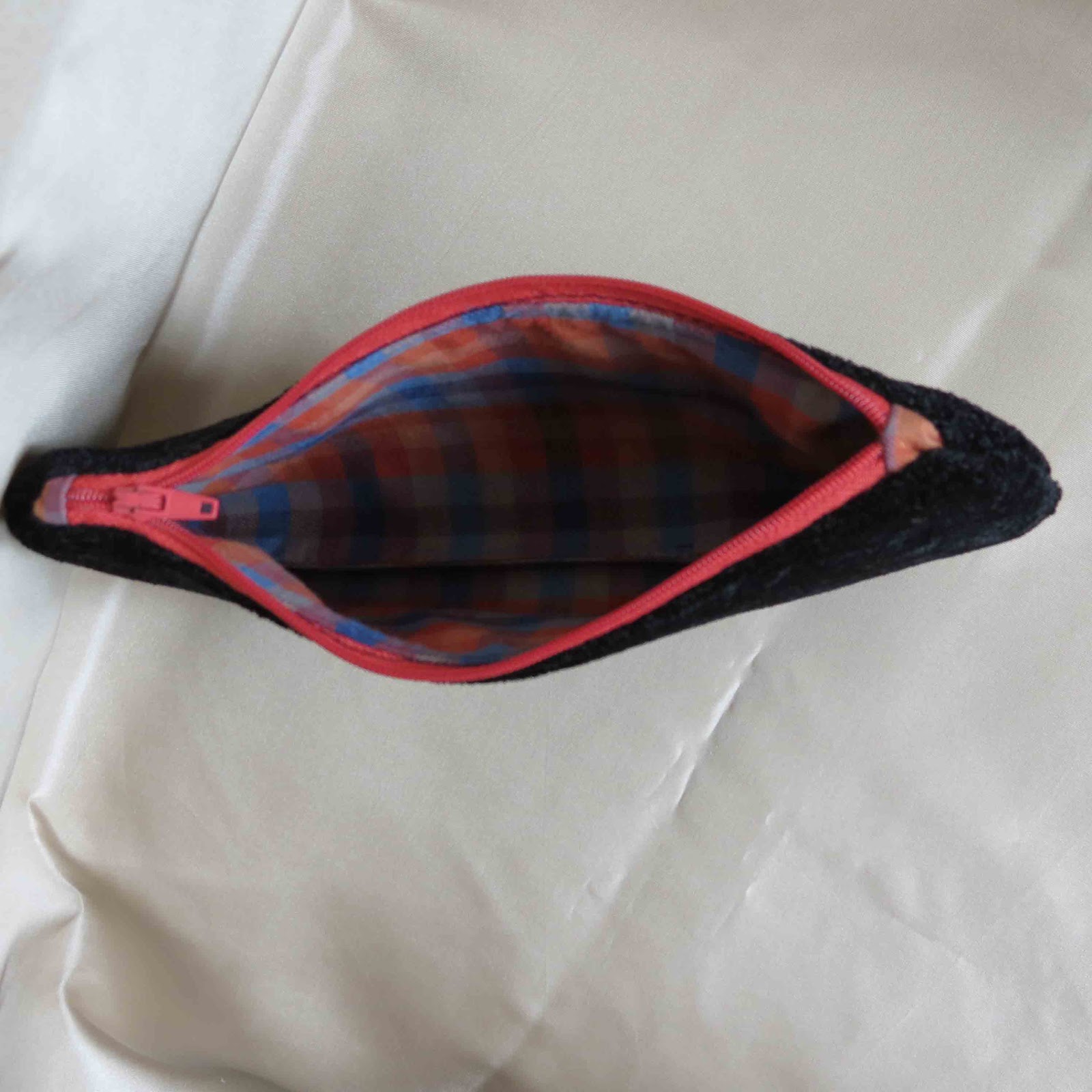 Mia's Creations: Pouches