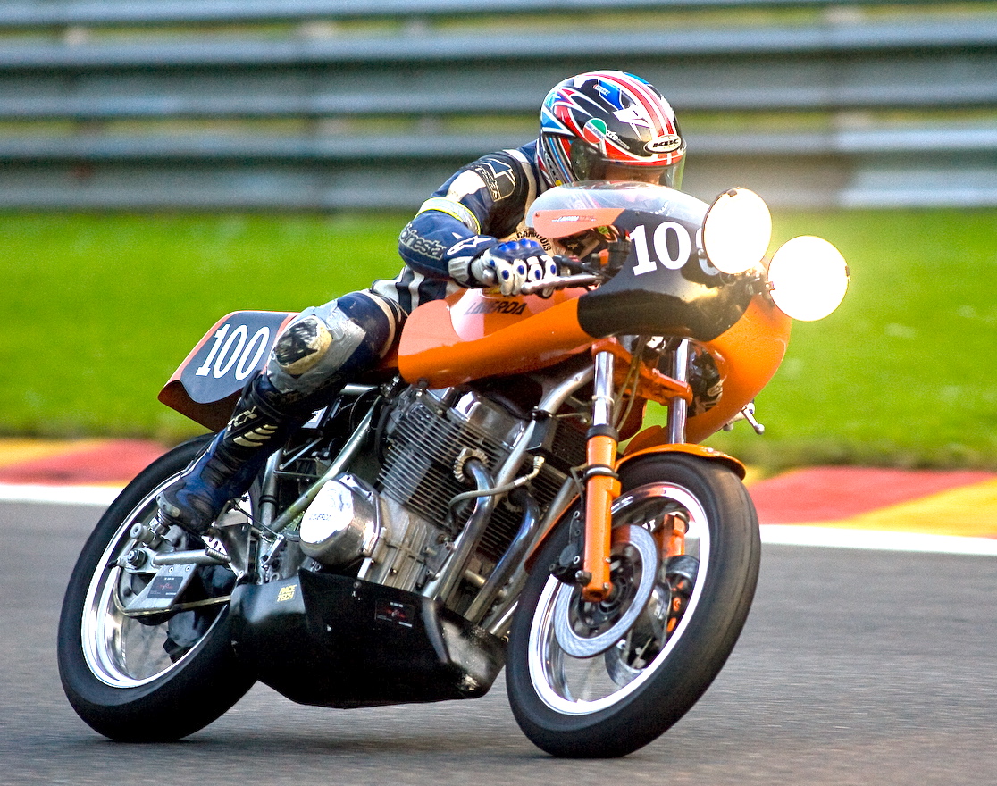 LAVERDA-PASSION: Team LAVERGNAC LHR (Laverda Heritage Racing)