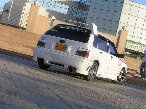 Riders Meeting: Suzuki Khyber 1997 White Awesome Modification