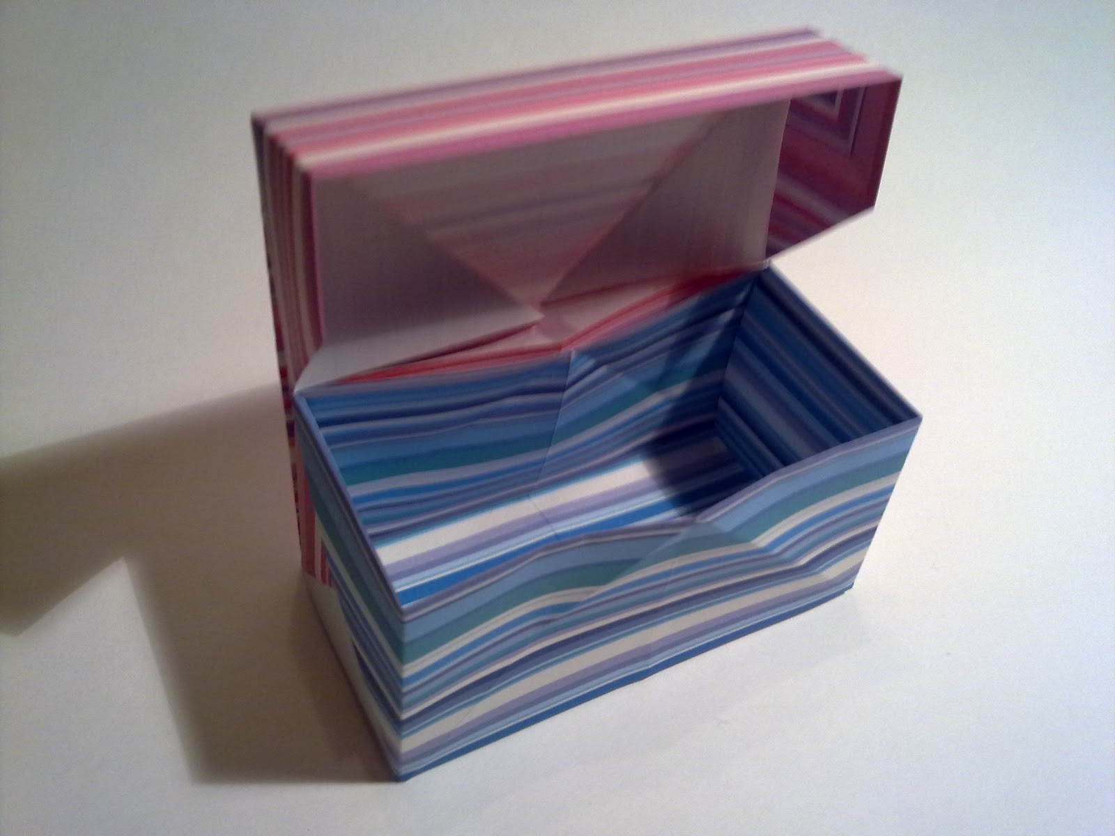 PaperBlog Origami Box With Lid PaperBlog Origami Box With Lid