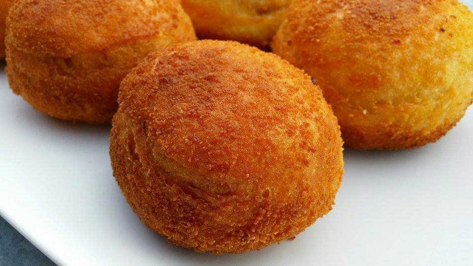 Just for Foodies!!: Fried Buns