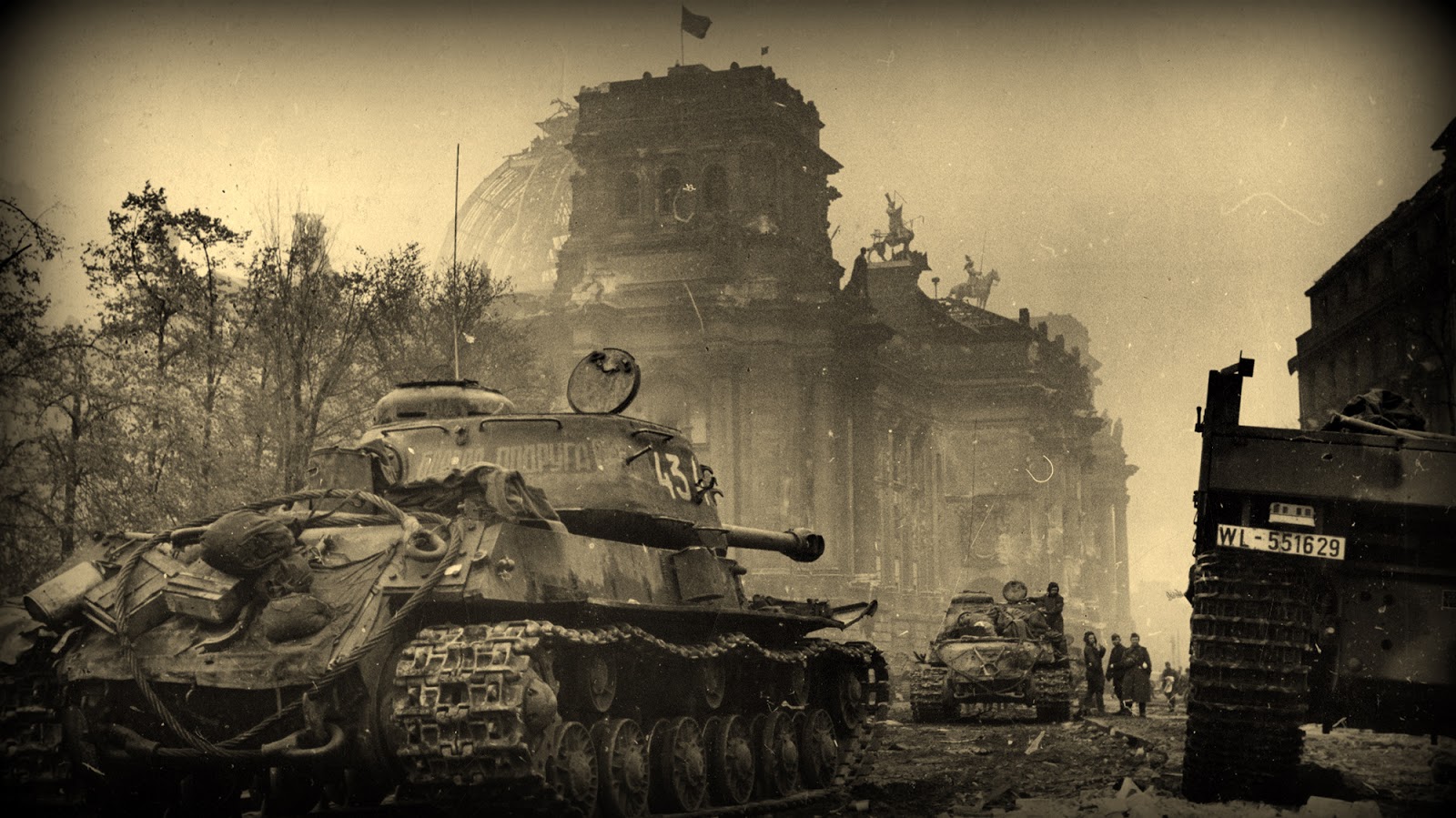 ΙΣΤΟΡΙΑ ΕΛΛΗΝΙΚΗ ΚΑΙ ΠΑΓΚΟΣΜΙΑ : ΒΕΡΟΛΙΝΟ 1945 - Η ΠΤΩΣΗ ΤΗΣ ΧΙΤΛΕΡΙΚΗΣ ...