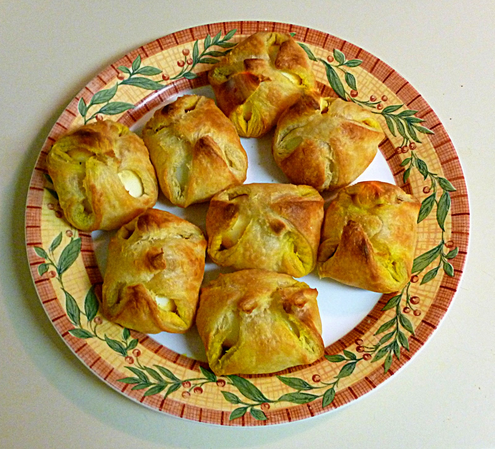 COOK-EZEE: Kerala Style Egg Puffs With Puff Pastry