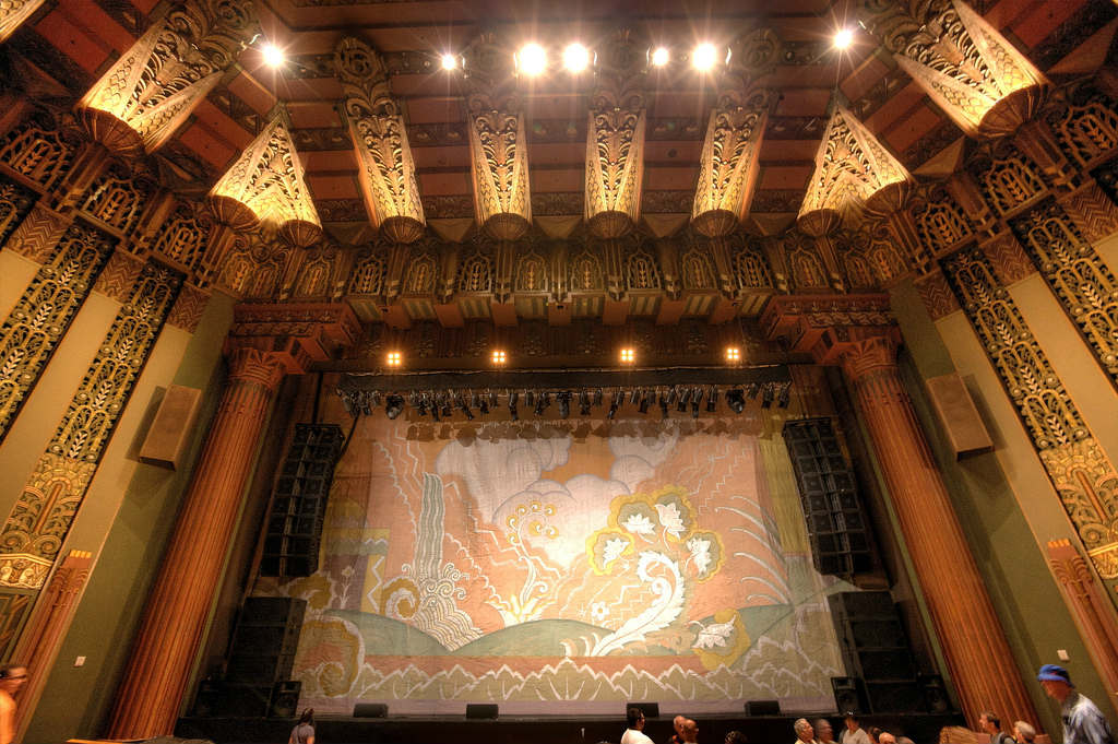 Los Angeles Theatres: Wiltern Theatre: auditorium