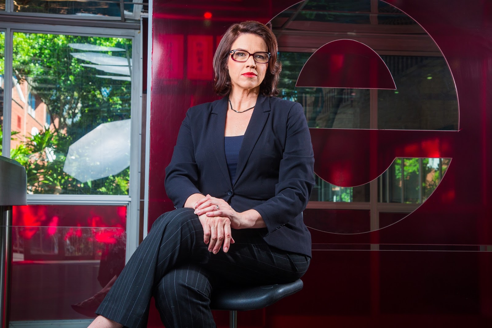 TV with Thinus: EXCLUSIVE. Sally Burdett returns to anchor e.tv's 8pm ...