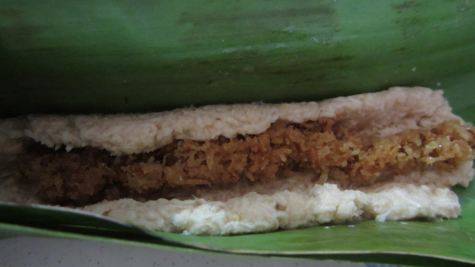 Wow to Life: Suman Balinghoy or Cassava Suman with Coconut Filling