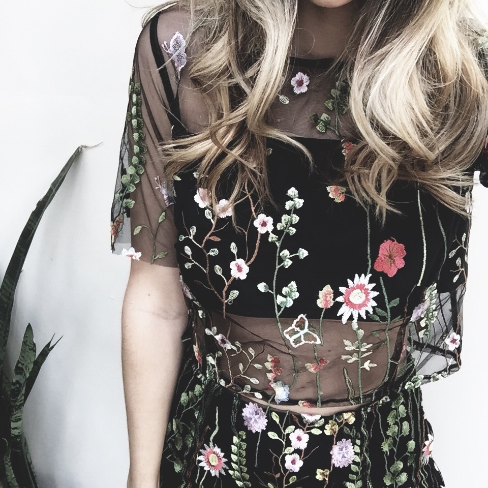 mesh - set - match - Sloppy Elegance