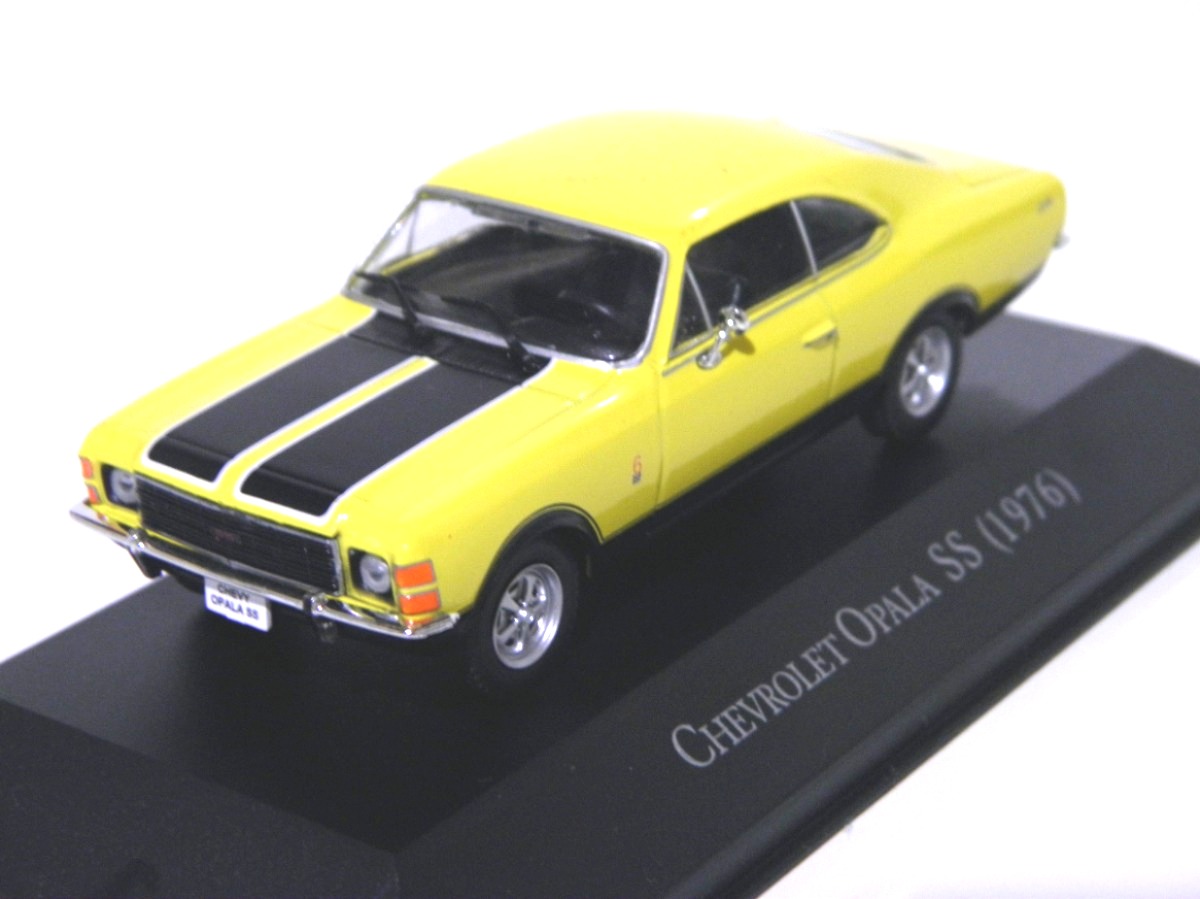 Miniaturas Agricolas, Veiculos & Afins: Exemplos de Escala de Miniaturas