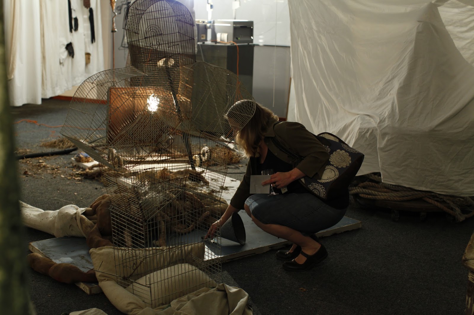 Exploring the Performative Art Object.