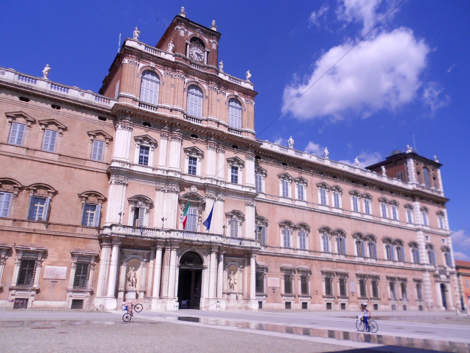 Una città in 5 foto: Modena