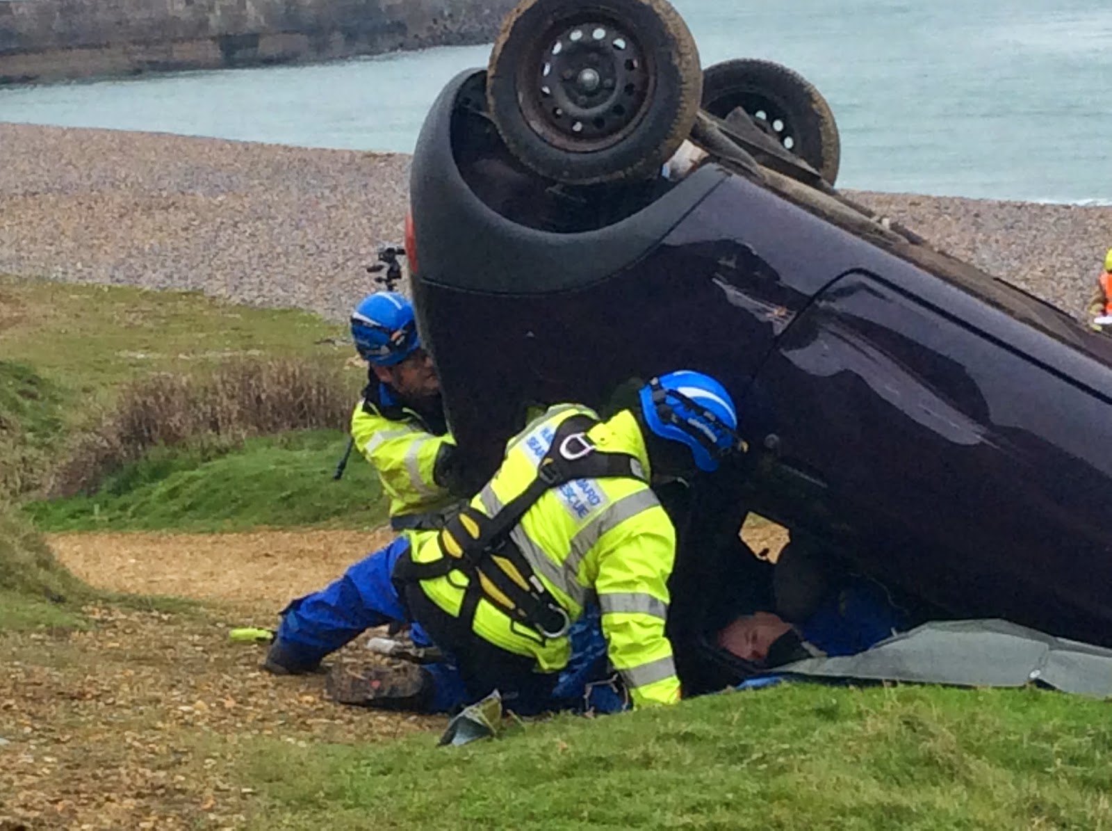 CLIFF RESCUE EXERCISE AT NEWHAVEN WEST BEACH
