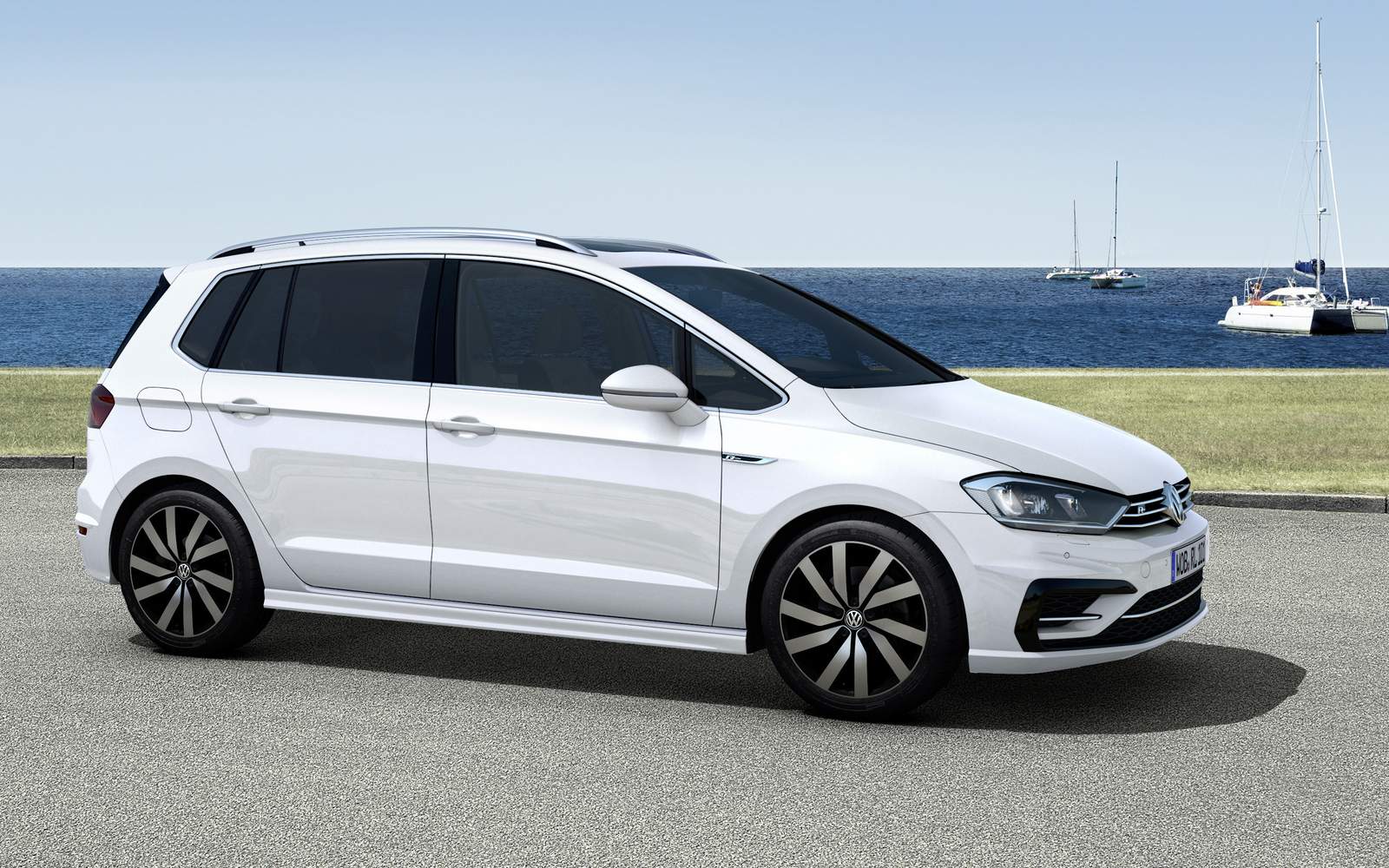 VW Golf Sportsvan ganha opção R-Line na Europa - fotos