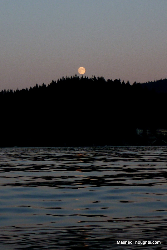 Mashed Thoughts: Kayaking at Deep Cove
