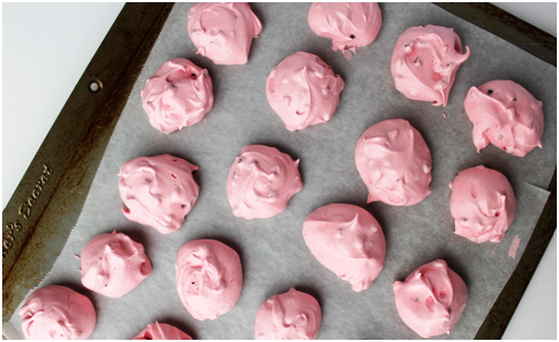 Raspberry Chocolate Chip Meringue Cookies Recipe | Midwest Mermaid