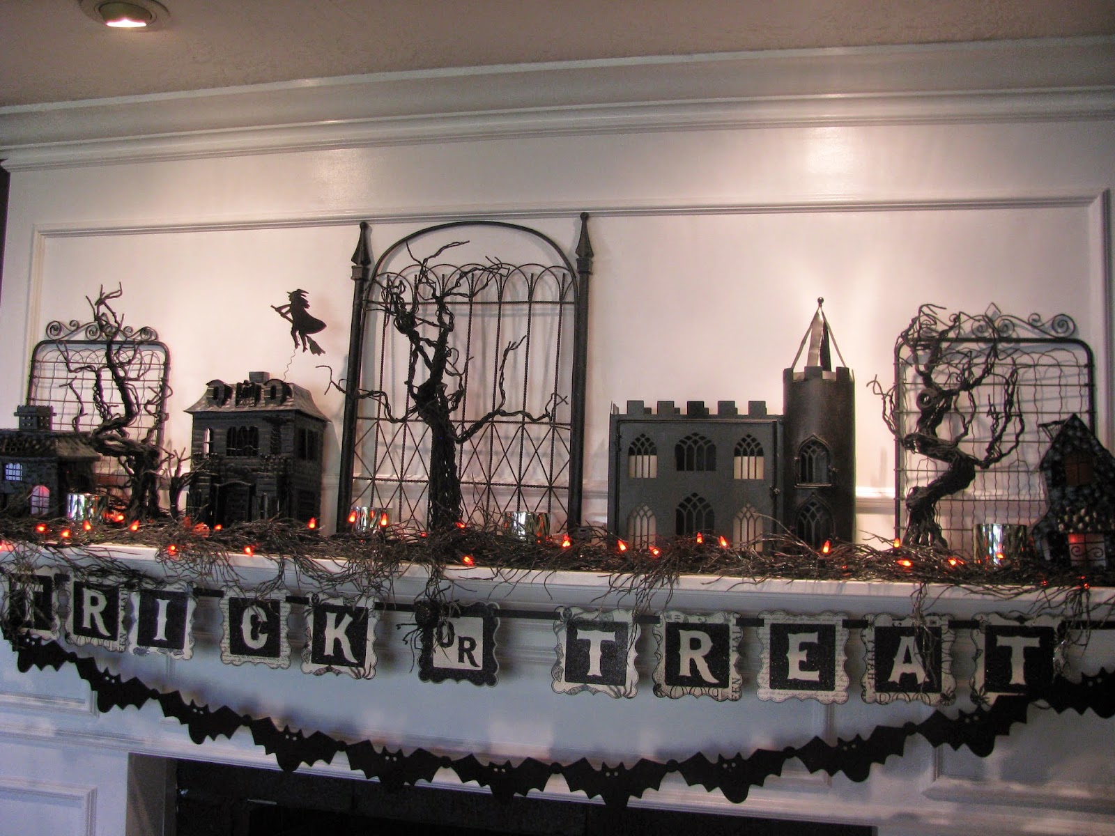 JOYS OF HOME: Spooooky Greetings