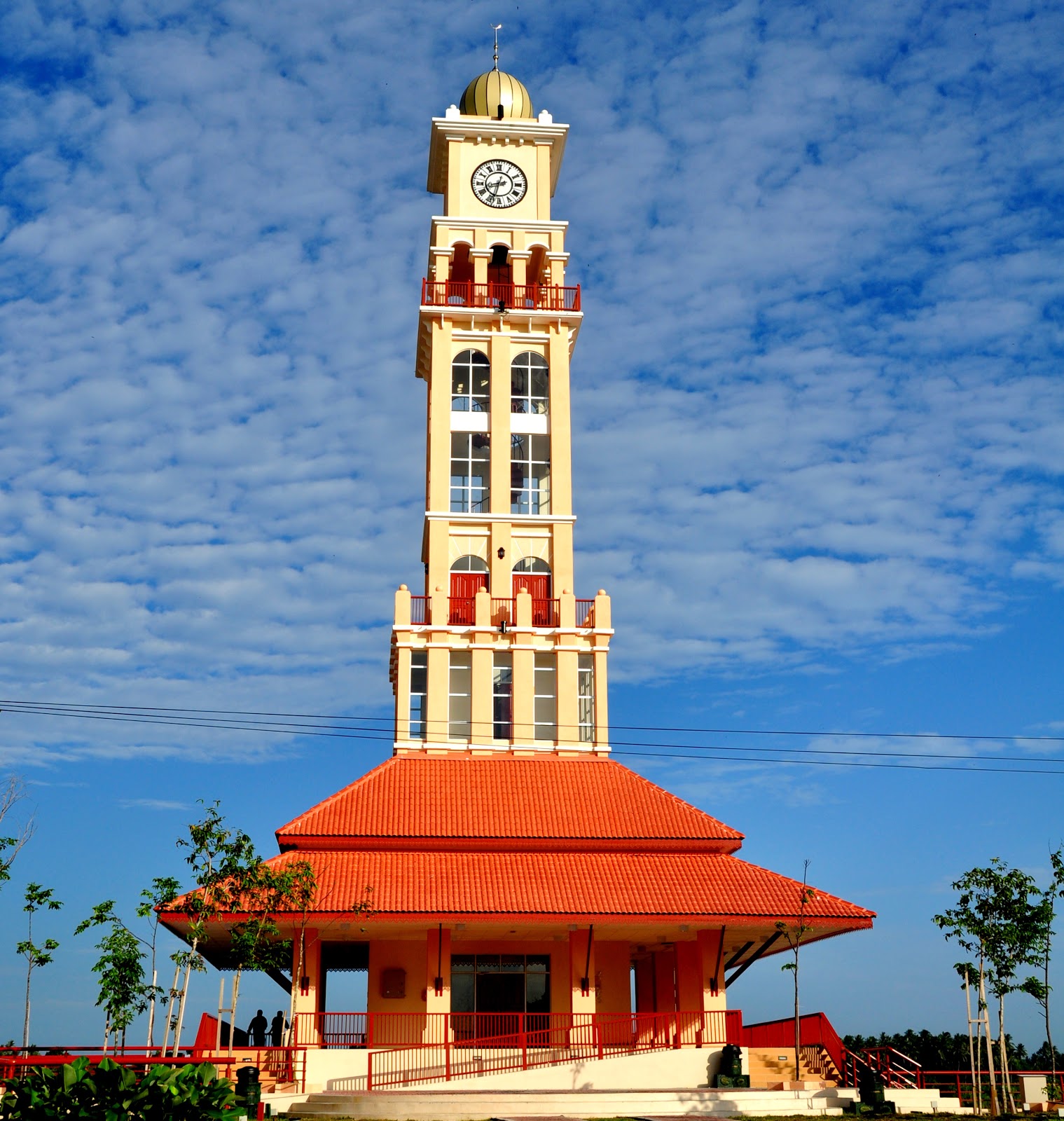 Post 8 - Menara Jam di Malaysia - Relaks Minda