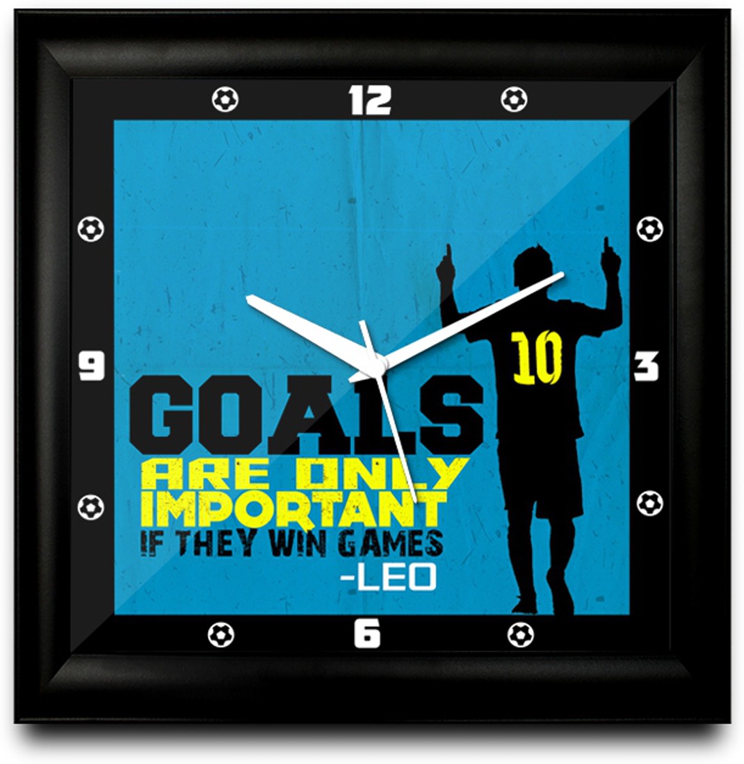 18 Beautiful Wall Clocks of Your Favorite Football Stars to Decorate ...