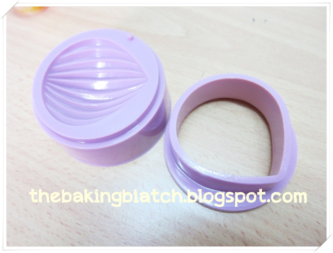 The Baking Biatch || by Cynthia Lim: SNOWSKIN MOONCAKE 1: Passionfruit ...