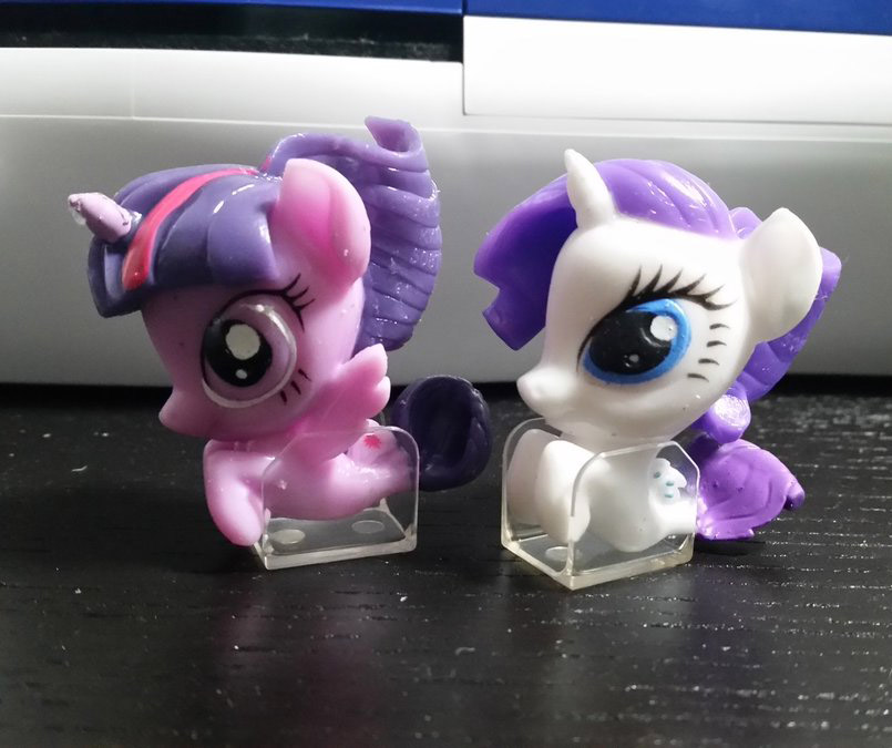 Store Finds: Seapony Fashems, Songbird Costume, Mystery Posters & More ...
