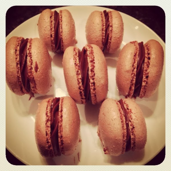 Step-by-step instructional video on how to make macarons