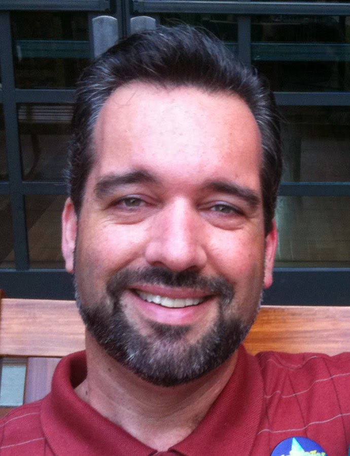 Dan the Pixar Fan: Interview: Behind the Scenes of Vinylmation with ...