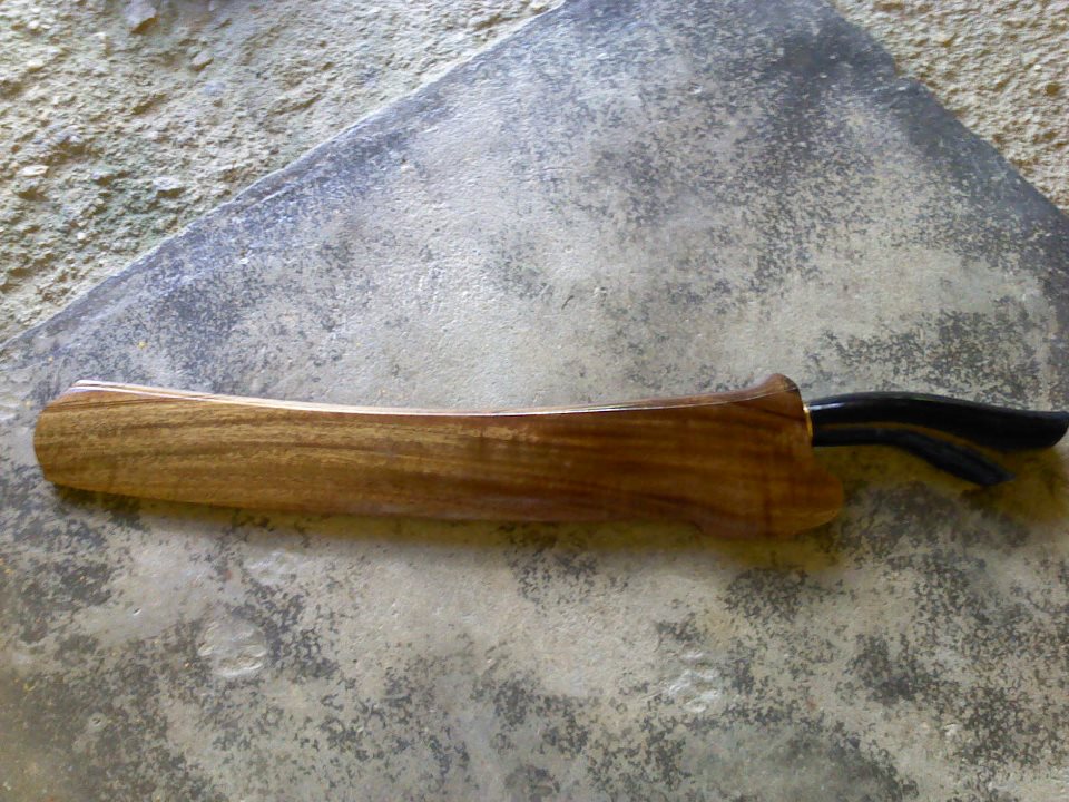 Kedai Senjata Melayu Warisan Berzaman: Parang Lading