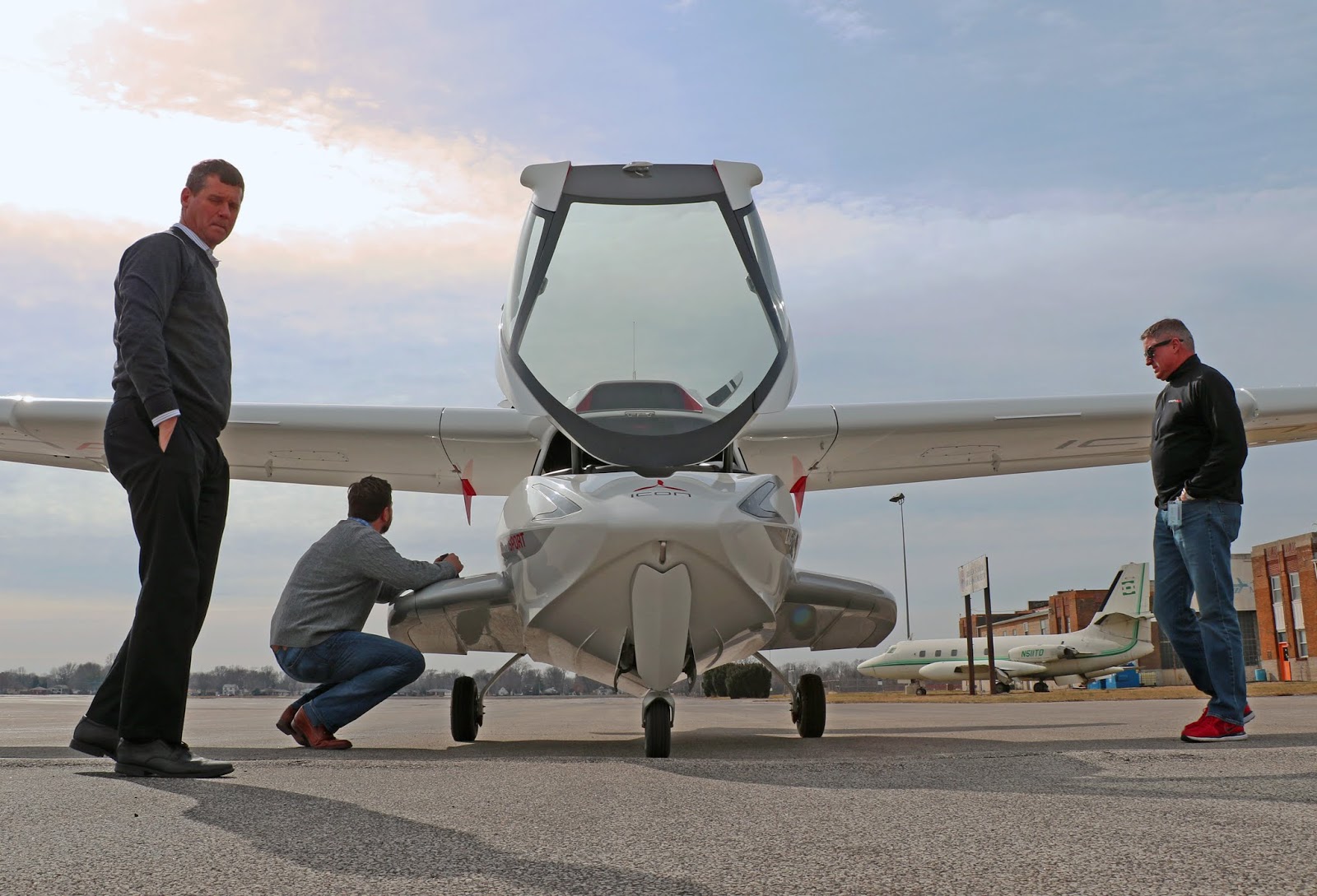The Aero Experience: ICON A5 Amphibian Makes Splash In St. Louis This Week
